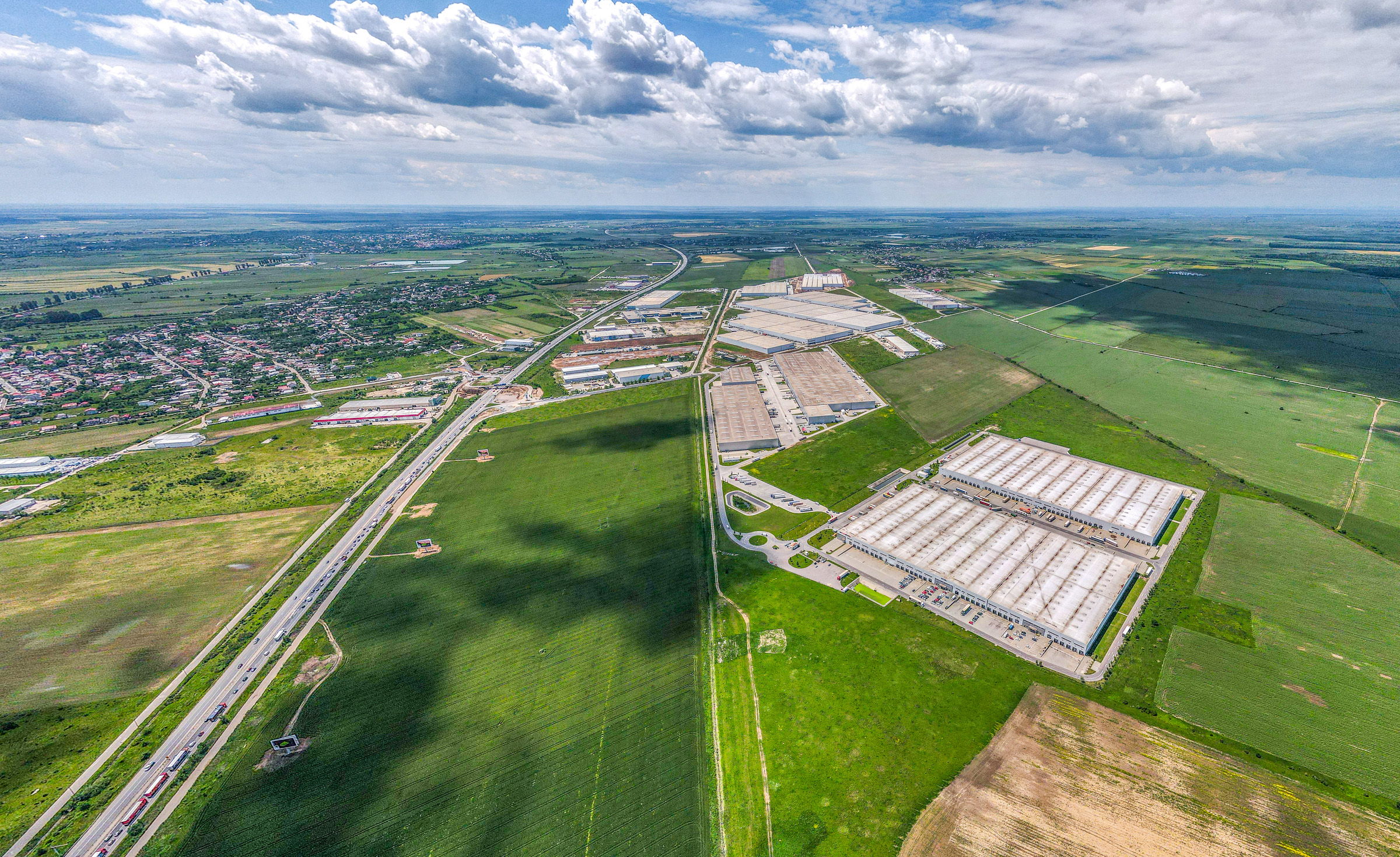 CTP issues dual-tranche Green Bond, raising €1 billion amidst strong ...